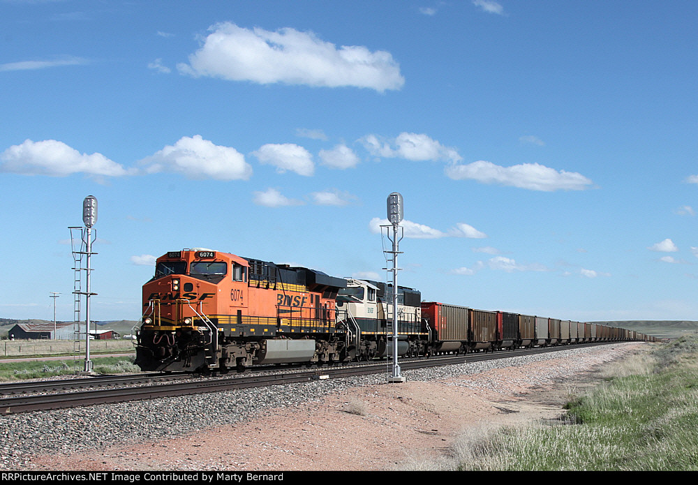 BNSF 6074 and 9426 at MP 122.7, Collins Road
